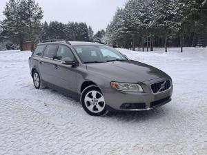 Grey Volvo V70 2009 in Jonava, with an engine capacity of 2.40 L and mileage of 289 thousand km for 4150 €, photo  on AUTOMOTO.COM.LV