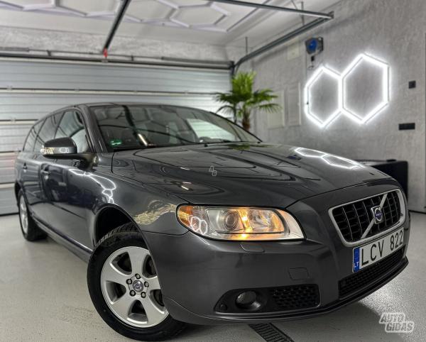 Pelēks Volvo V70 2009 Kauņa, ar dzinēja tilpumu 2.40 L un nobraukumu 327 tūkst. km par 3750 €, foto 7 vietnē AUTOMOTO.COM.LV