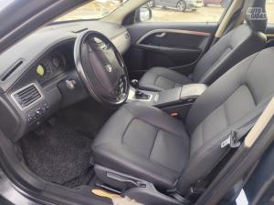 Pelēks Volvo V70 2009 Viļņa, ar dzinēja tilpumu 2.00 L un nobraukumu 273 tūkst. km par 4200 €, foto 13 vietnē AUTOMOTO.COM.LV