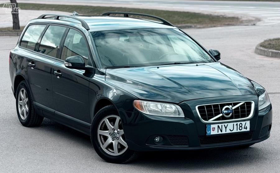 Pelēks Volvo V70 2009 Radviliškis, ar dzinēja tilpumu 2.00 L un nobraukumu 400 tūkst. km par 3750 €, foto 3 vietnē AUTOMOTO.COM.LV