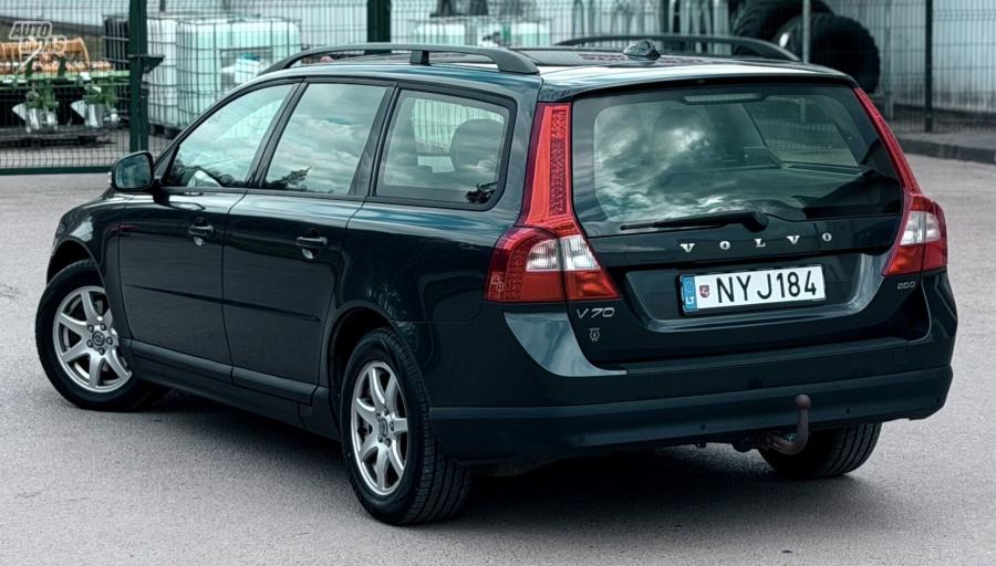 Pelēks Volvo V70 2009 Radviliškis, ar dzinēja tilpumu 2.00 L un nobraukumu 400 tūkst. km par 3750 €, foto 9 vietnē AUTOMOTO.COM.LV