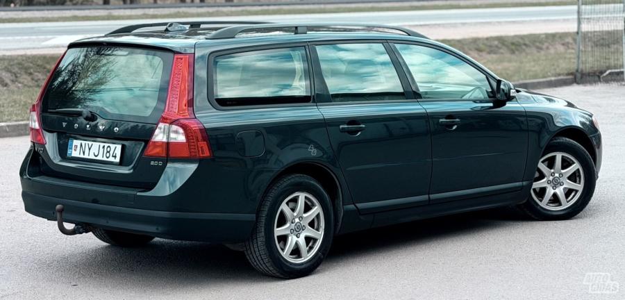 Pelēks Volvo V70 2009 Radviliškis, ar dzinēja tilpumu 2.00 L un nobraukumu 400 tūkst. km par 3750 €, foto 13 vietnē AUTOMOTO.COM.LV