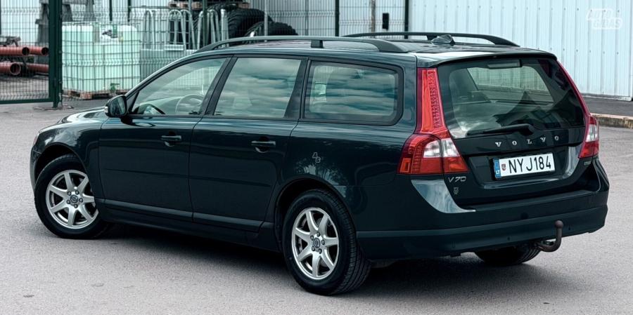Pelēks Volvo V70 2009 Radviliškis, ar dzinēja tilpumu 2.00 L un nobraukumu 400 tūkst. km par 3750 €, foto 14 vietnē AUTOMOTO.COM.LV