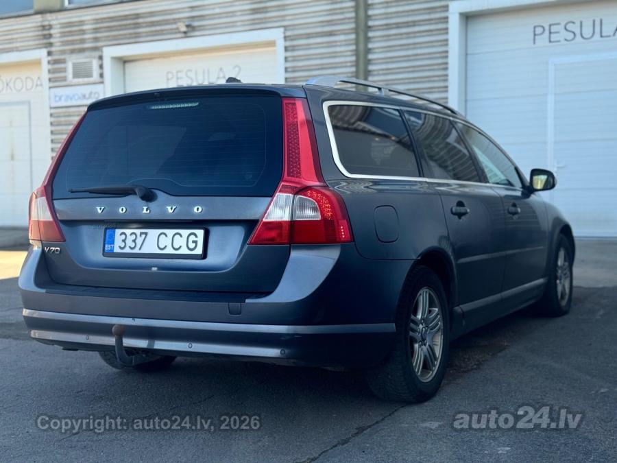 Grey Volvo V70 2009 in Tallinn, with an engine capacity of 2.40 L and mileage of 345 thousand km for 3200 €, photo 7 on AUTOMOTO.COM.LV