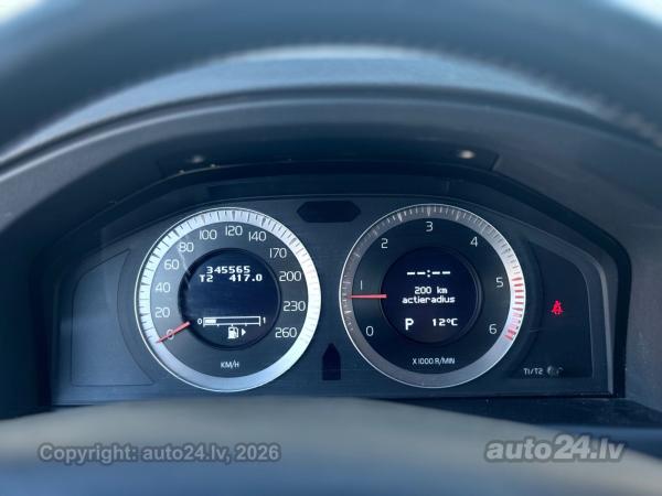 Серый Вольво В70 2009 в Таллин, объемом двигателя 2.40 л и пробегом 345 тыс. км за 3200 €, фото 10 на AUTOMOTO.COM.LV