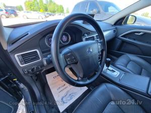 Pelēks Volvo V70 2009 Tartu, ar dzinēja tilpumu 2.40 L un nobraukumu 275 tūkst. km par 6690 €, foto 13 vietnē AUTOMOTO.COM.LV