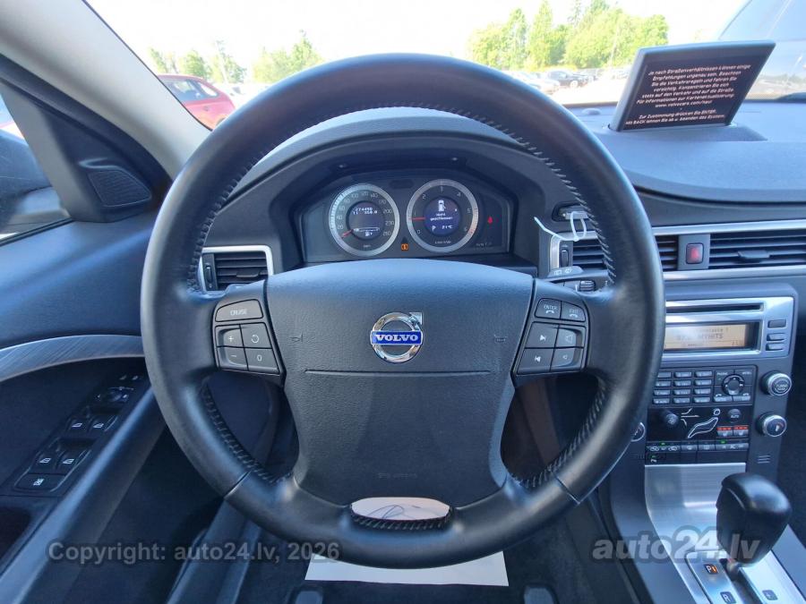 Pelēks Volvo V70 2009 Tartu, ar dzinēja tilpumu 2.40 L un nobraukumu 275 tūkst. km par 6690 €, foto 14 vietnē AUTOMOTO.COM.LV