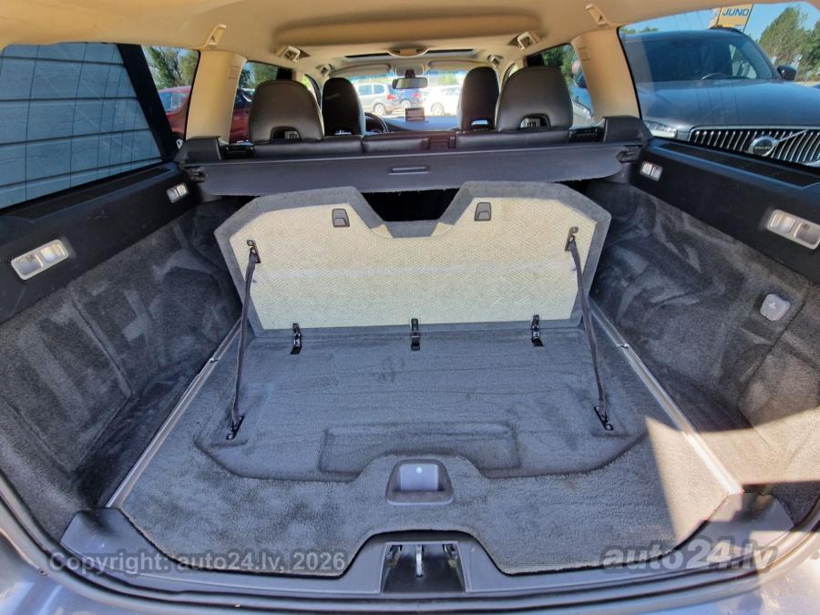 Pelēks Volvo V70 2009 Tartu, ar dzinēja tilpumu 2.40 L un nobraukumu 275 tūkst. km par 6690 €, foto 26 vietnē AUTOMOTO.COM.LV