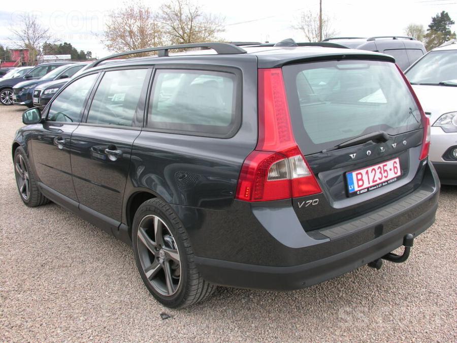 Grey Volvo V70 2009 in Riga, with an engine capacity of 2.40 L and mileage of 0 thousand km for 4850 €, photo 5 on AUTOMOTO.COM.LV