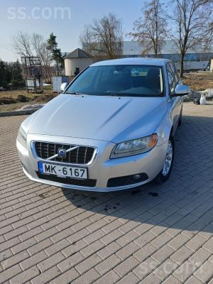 Grey Volvo V70 2009 in Rezekne, with an engine capacity of 2.40 L and mileage of 290 thousand km for 3500 €, photo  on AUTOMOTO.COM.LV