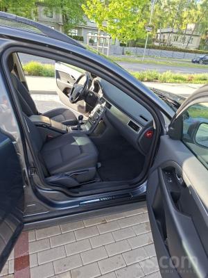 Pelēks Volvo V70 2009 Jūrmala, ar dzinēja tilpumu 2.40 L un nobraukumu 309 tūkst. km par 4950 €, foto 13 vietnē AUTOMOTO.COM.LV