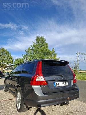 Pelēks Volvo V70 2009 Jūrmala, ar dzinēja tilpumu 2.40 L un nobraukumu 309 tūkst. km par 4950 €, foto 17 vietnē AUTOMOTO.COM.LV