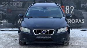 Grey Volvo V70 2009 in Liepaja, with an engine capacity of 2.00 L and mileage of 314 thousand km for 3950 €, photo  on AUTOMOTO.COM.LV