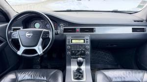 Pelēks Volvo V70 2009 Liepāja, ar dzinēja tilpumu 2.00 L un nobraukumu 314 tūkst. km par 3950 €, foto 13 vietnē AUTOMOTO.COM.LV