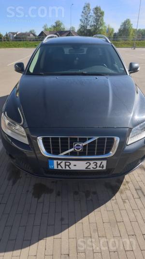 Pelēks Volvo V70 2009 Rēzekne, ar dzinēja tilpumu 2.40 L un nobraukumu 450 tūkst. km par 3500 €, foto 5 vietnē AUTOMOTO.COM.LV