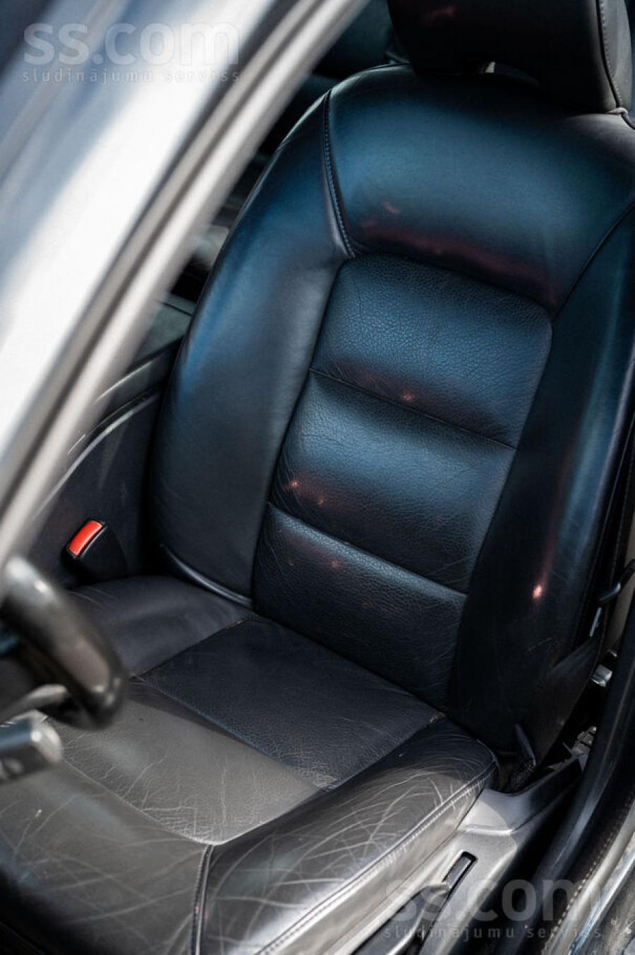 Pelēks Volvo V70 2009 Rīga, ar dzinēja tilpumu 2.40 L un nobraukumu 280 tūkst. km par 3700 €, foto 18 vietnē AUTOMOTO.COM.LV