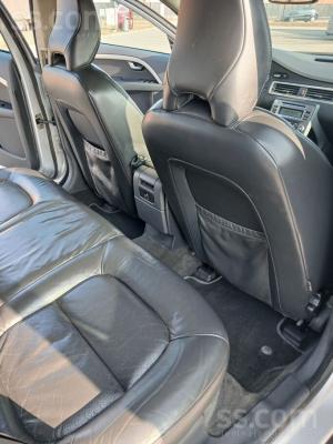 Pelēks Volvo V70 2009 Rēzekne, ar dzinēja tilpumu 2.40 L un nobraukumu 290 tūkst. km par 3850 €, foto 7 vietnē AUTOMOTO.COM.LV