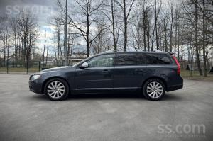 Pelēks Volvo V70 2009 Jūrmala, ar dzinēja tilpumu 2.40 L un nobraukumu 268 tūkst. km par 4200 €, foto 4 vietnē AUTOMOTO.COM.LV