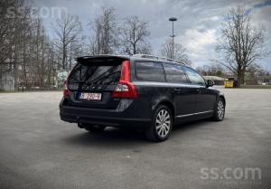 Pelēks Volvo V70 2009 Jūrmala, ar dzinēja tilpumu 2.40 L un nobraukumu 268 tūkst. km par 4200 €, foto 6 vietnē AUTOMOTO.COM.LV