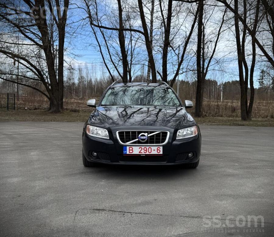 Pelēks Volvo V70 2009 Jūrmala, ar dzinēja tilpumu 2.40 L un nobraukumu 268 tūkst. km par 4200 €, foto 10 vietnē AUTOMOTO.COM.LV