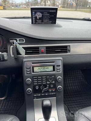 Pelēks Volvo V70 2009 Jūrmala, ar dzinēja tilpumu 2.40 L un nobraukumu 268 tūkst. km par 4200 €, foto 22 vietnē AUTOMOTO.COM.LV