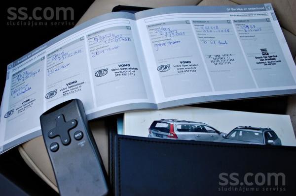 Pelēks Volvo V70 2009 Tukums, ar dzinēja tilpumu 2.40 L un nobraukumu 260 tūkst. km par 4300 €, foto 9 vietnē AUTOMOTO.COM.LV