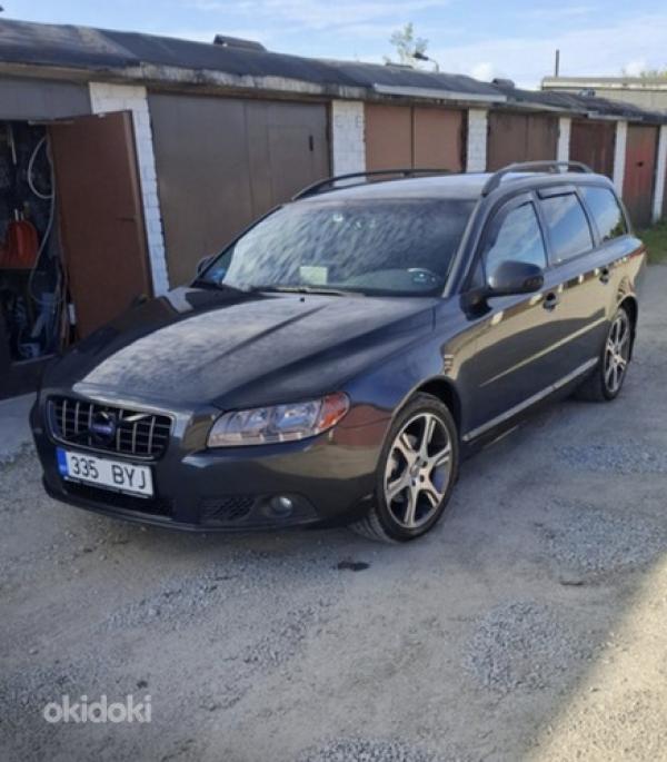 Pelēks Volvo V70 2009 Mardu, ar dzinēja tilpumu 2.40 L un nobraukumu 335 tūkst. km par 3500 €, foto 1 vietnē AUTOMOTO.COM.LV