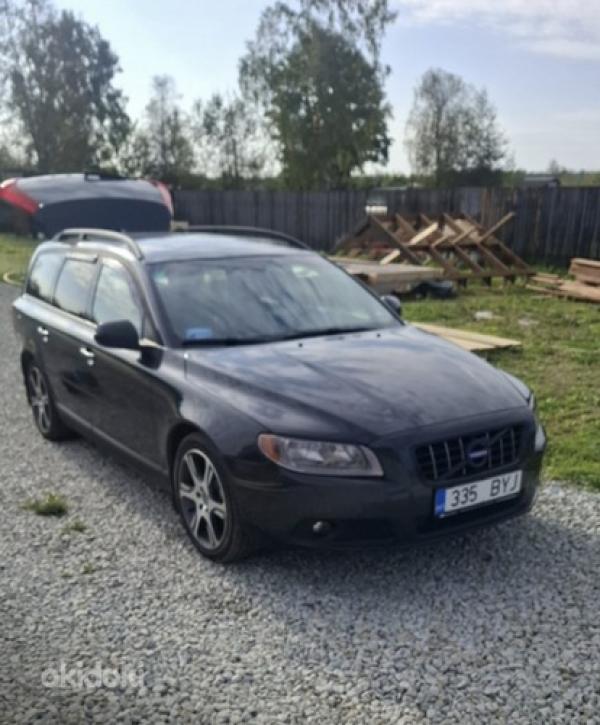 Pelēks Volvo V70 2009 Mardu, ar dzinēja tilpumu 2.40 L un nobraukumu 335 tūkst. km par 3500 €, foto 6 vietnē AUTOMOTO.COM.LV