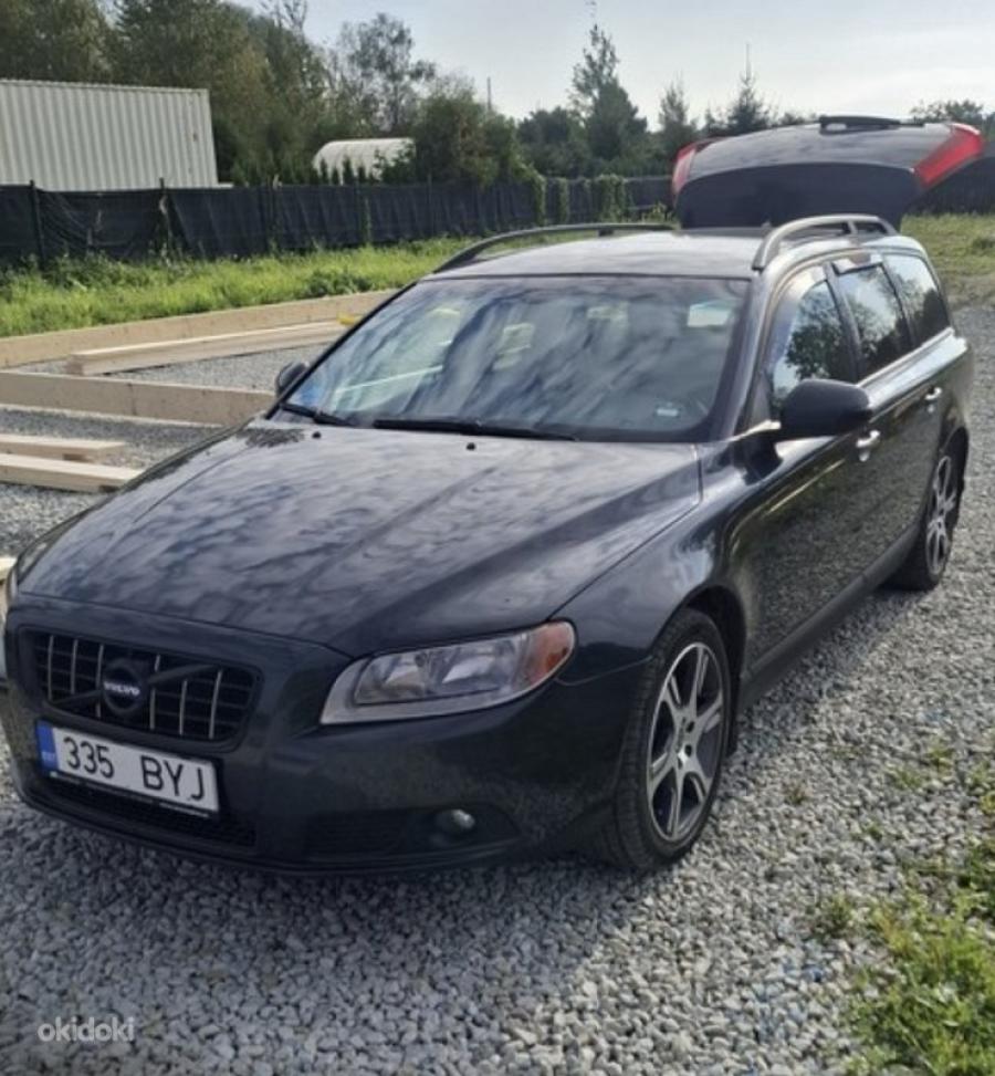 Pelēks Volvo V70 2009 Mardu, ar dzinēja tilpumu 2.40 L un nobraukumu 335 tūkst. km par 3500 €, foto 19 vietnē AUTOMOTO.COM.LV