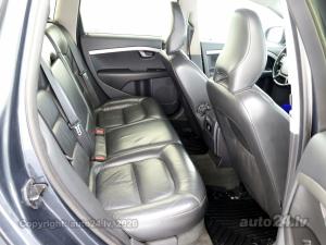 Grey Volvo V70 2009 in Tallinn, with an engine capacity of 2.40 L and mileage of 344 thousand km for 3499 €, photo 8 on AUTOMOTO.COM.LV