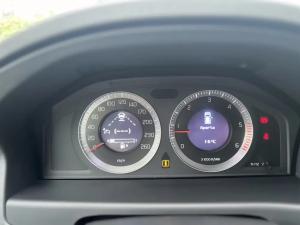 Grey Volvo V70 2009 in Jekabpils, with an engine capacity of 2.40 L and mileage of 303 thousand km for 5900 €, photo 33 on AUTOMOTO.COM.LV
