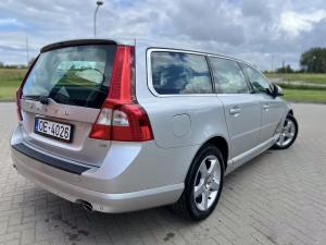 Grey Volvo V70 2009 in Jekabpils, with an engine capacity of 2.40 L and mileage of 303 thousand km for 5900 €, photo 3 on AUTOMOTO.COM.LV