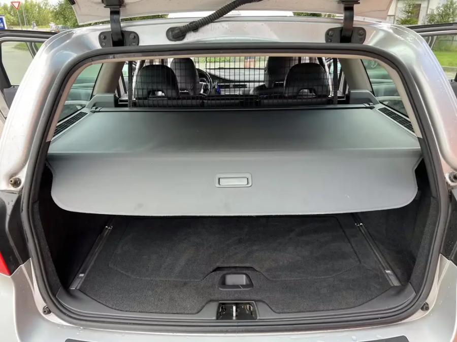 Grey Volvo V70 2009 in Jekabpils, with an engine capacity of 2.40 L and mileage of 303 thousand km for 5900 €, photo 14 on AUTOMOTO.COM.LV