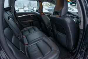 Pelēks Volvo V70 2009 Liepāja, ar dzinēja tilpumu 2.40 L un nobraukumu 259 tūkst. km par 6800 €, foto 12 vietnē AUTOMOTO.COM.LV