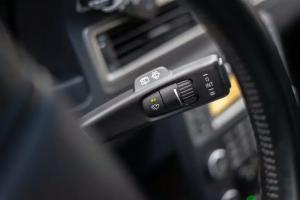 Pelēks Volvo V70 2009 Liepāja, ar dzinēja tilpumu 2.40 L un nobraukumu 259 tūkst. km par 6800 €, foto 20 vietnē AUTOMOTO.COM.LV