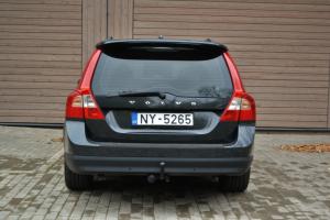 Grey Volvo V70 2009 in Riga, with an engine capacity of 2.00 L and mileage of 319 thousand km for 4790 €, photo 6 on AUTOMOTO.COM.LV