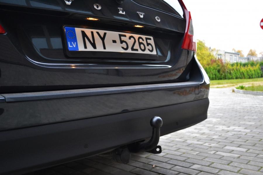 Grey Volvo V70 2009 in Riga, with an engine capacity of 2.00 L and mileage of 319 thousand km for 4790 €, photo 16 on AUTOMOTO.COM.LV