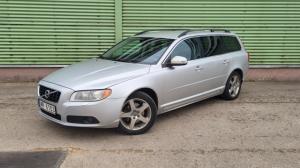 Pelēks Volvo V70 2009 Rīga, ar dzinēja tilpumu 2.40 L un nobraukumu 343 tūkst. km par 3550 €, foto 10 vietnē AUTOMOTO.COM.LV