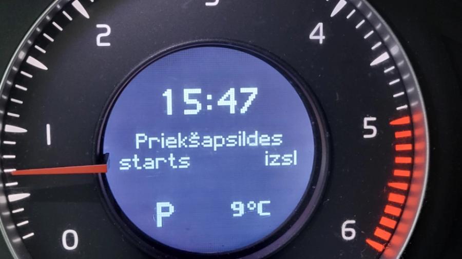 Pelēks Volvo V70 2009 Rīga, ar dzinēja tilpumu 2.40 L un nobraukumu 343 tūkst. km par 3550 €, foto 12 vietnē AUTOMOTO.COM.LV