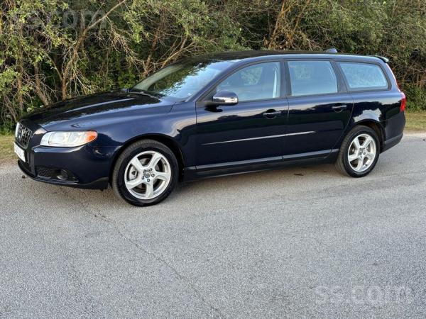 Pelēks Volvo V70 2009 Jēkabpils, ar dzinēja tilpumu 2.40 L un nobraukumu 360 tūkst. km par 5200 €, foto 7 vietnē AUTOMOTO.COM.LV