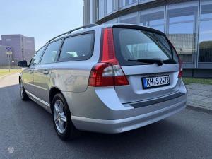 Pelēks Volvo V70 2009 Viļņa, ar dzinēja tilpumu 2.40 L un nobraukumu 287 tūkst. km par 2950 €, foto 6 vietnē AUTOMOTO.COM.LV