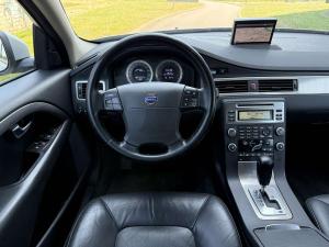 Pelēks Volvo V70 2009 Viļņa, ar dzinēja tilpumu 2.40 L un nobraukumu 287 tūkst. km par 2950 €, foto 16 vietnē AUTOMOTO.COM.LV