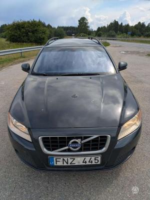 Grey Volvo V70 2009 in Vilnius, with an engine capacity of 2.40 L and mileage of 507 thousand km for 1500 €, photo 5 on AUTOMOTO.COM.LV