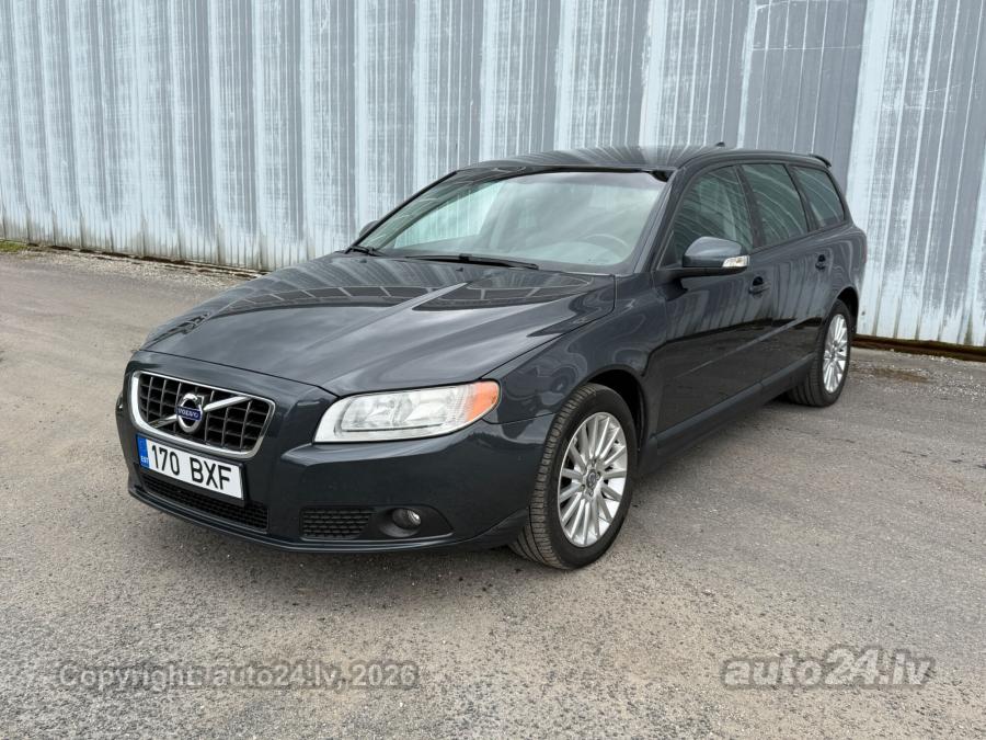 Pelēks Volvo V70 2009 Paide, ar dzinēja tilpumu 2.40 L un nobraukumu 292 tūkst. km par 6390 €, foto 2 vietnē AUTOMOTO.COM.LV