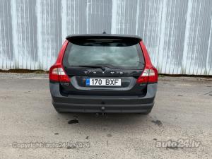 Pelēks Volvo V70 2009 Paide, ar dzinēja tilpumu 2.40 L un nobraukumu 292 tūkst. km par 6390 €, foto 8 vietnē AUTOMOTO.COM.LV