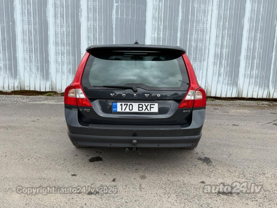 Pelēks Volvo V70 2009 Paide, ar dzinēja tilpumu 2.40 L un nobraukumu 292 tūkst. km par 6390 €, foto 8 vietnē AUTOMOTO.COM.LV