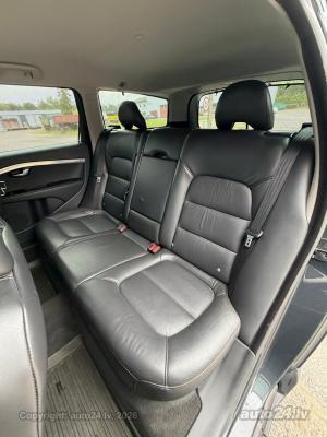 Grey Volvo V70 2009 in Paide, with an engine capacity of 2.40 L and mileage of 292 thousand km for 6390 €, photo 20 on AUTOMOTO.COM.LV