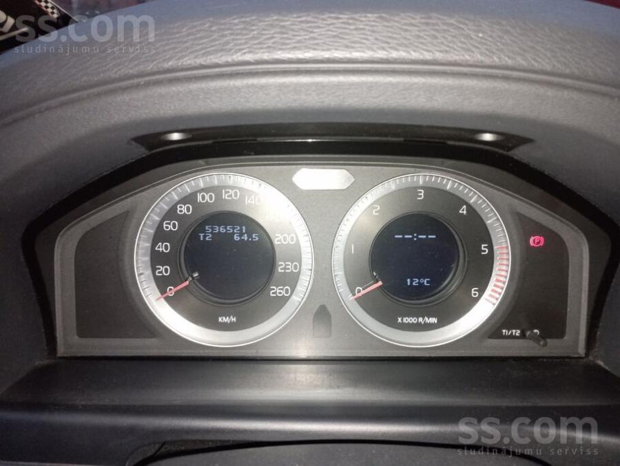 Pelēks Volvo V70 2009 Rīga, ar dzinēja tilpumu 2.40 L un nobraukumu 544 tūkst. km par 2700 €, foto 6 vietnē AUTOMOTO.COM.LV
