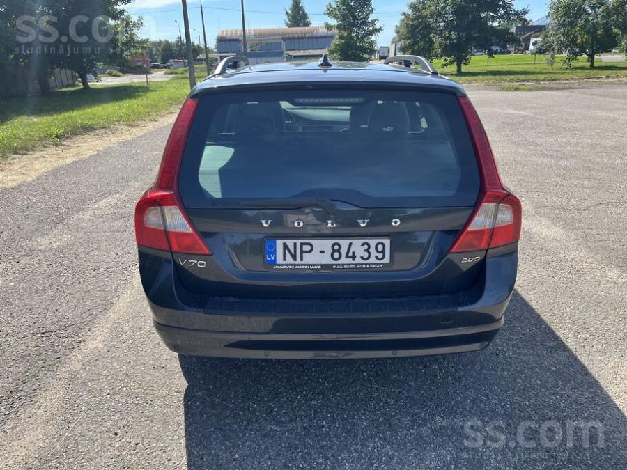 Pelēks Volvo V70 2009 Liepāja, ar dzinēja tilpumu 2.00 L un nobraukumu 314 tūkst. km par 2800 €, foto 4 vietnē AUTOMOTO.COM.LV