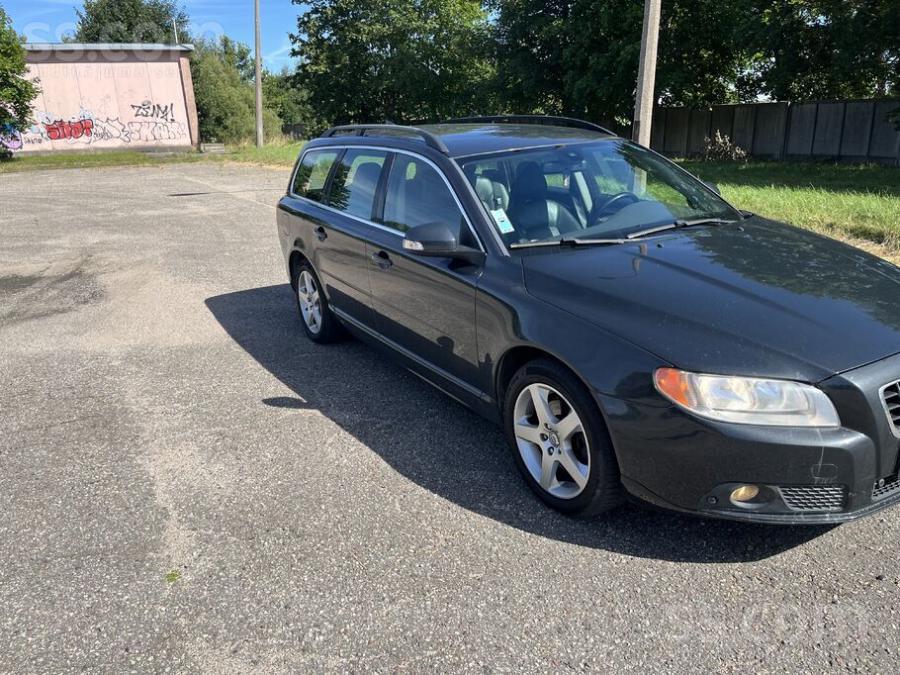 Pelēks Volvo V70 2009 Liepāja, ar dzinēja tilpumu 2.00 L un nobraukumu 314 tūkst. km par 2800 €, foto 8 vietnē AUTOMOTO.COM.LV